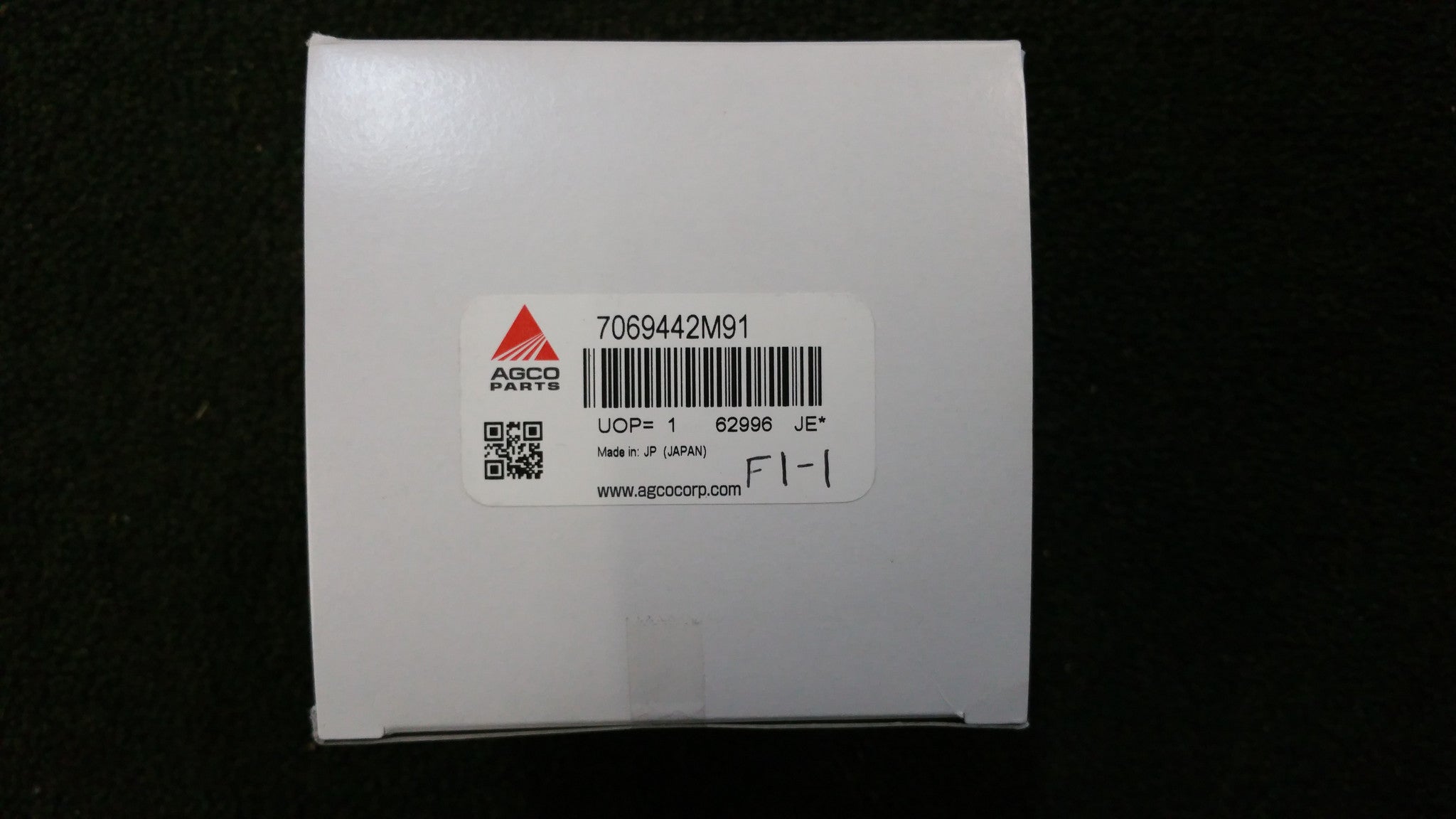 7069442M91 - Hydrostatic oil filter - Massey Ferguson – Roudebush Equipment